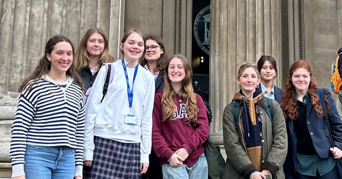 Classics students learn about life in the Roman army at fascinating ...