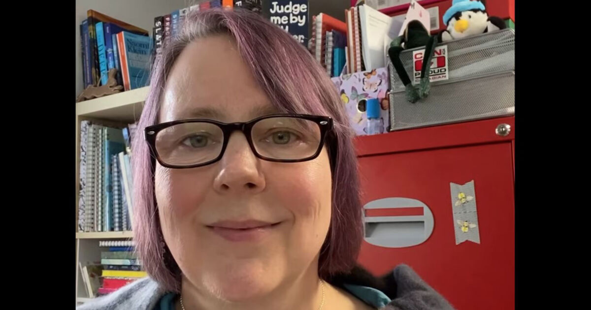 Popular author Teri Terry talks to Year 9 about her books and literary ...