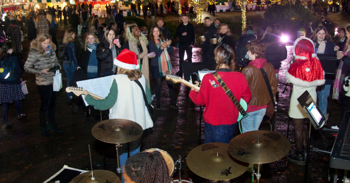 Christmas arrives early at Woldingham as outdoor market raises funds ...